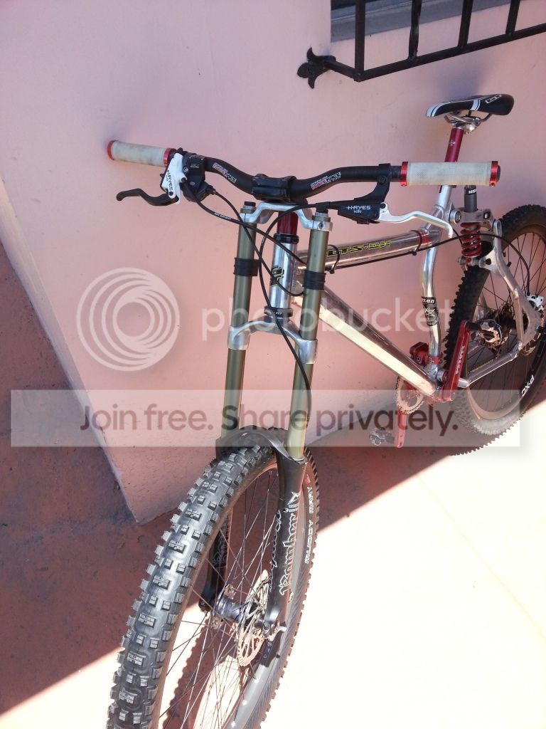 GT LTS-DH and Boxxer 151 | Retrobike